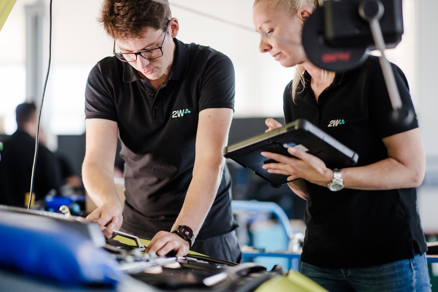 2W – Engineering Intelligent Experiences